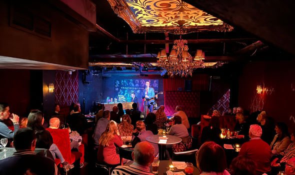 Piano Smithfield | Exciting live music by Farringdon Crossrail